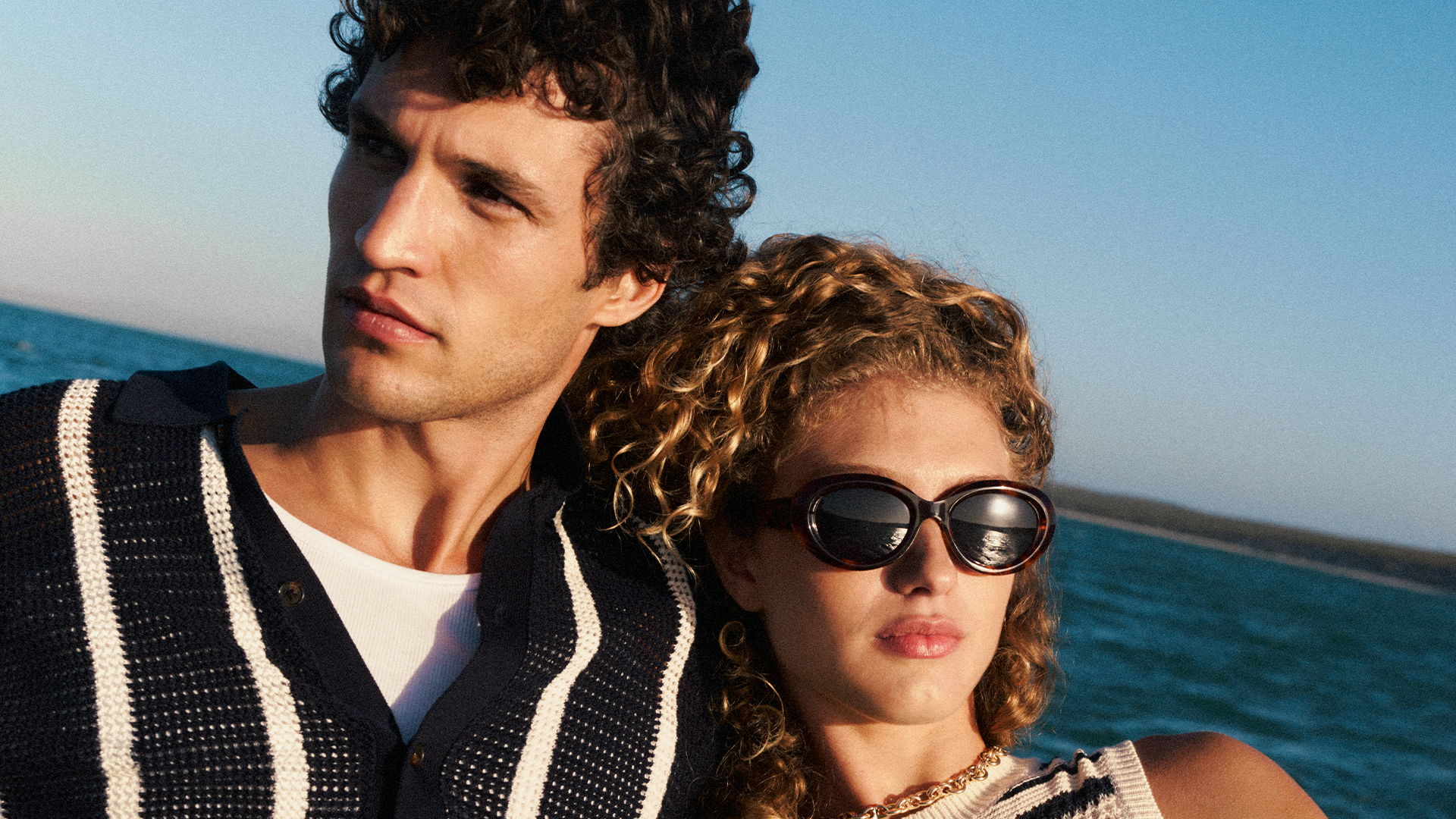 Tommy Hilfiger ljetno sniženje do -50% – stil za sezonu koja traje!
